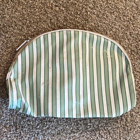 Clinique | Bags | Makeup Bag | Poshmark